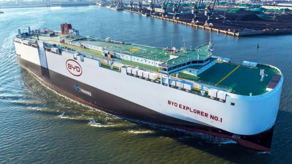 BYD traz 5.500 carros para o Brasil em navio gigante para driblar ...