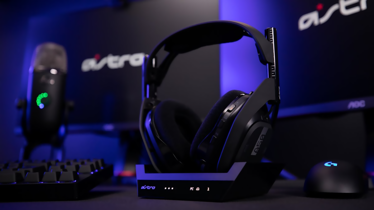 Headset gamer premium, Astro A50 Gen 4 está muito barato com cupom ...