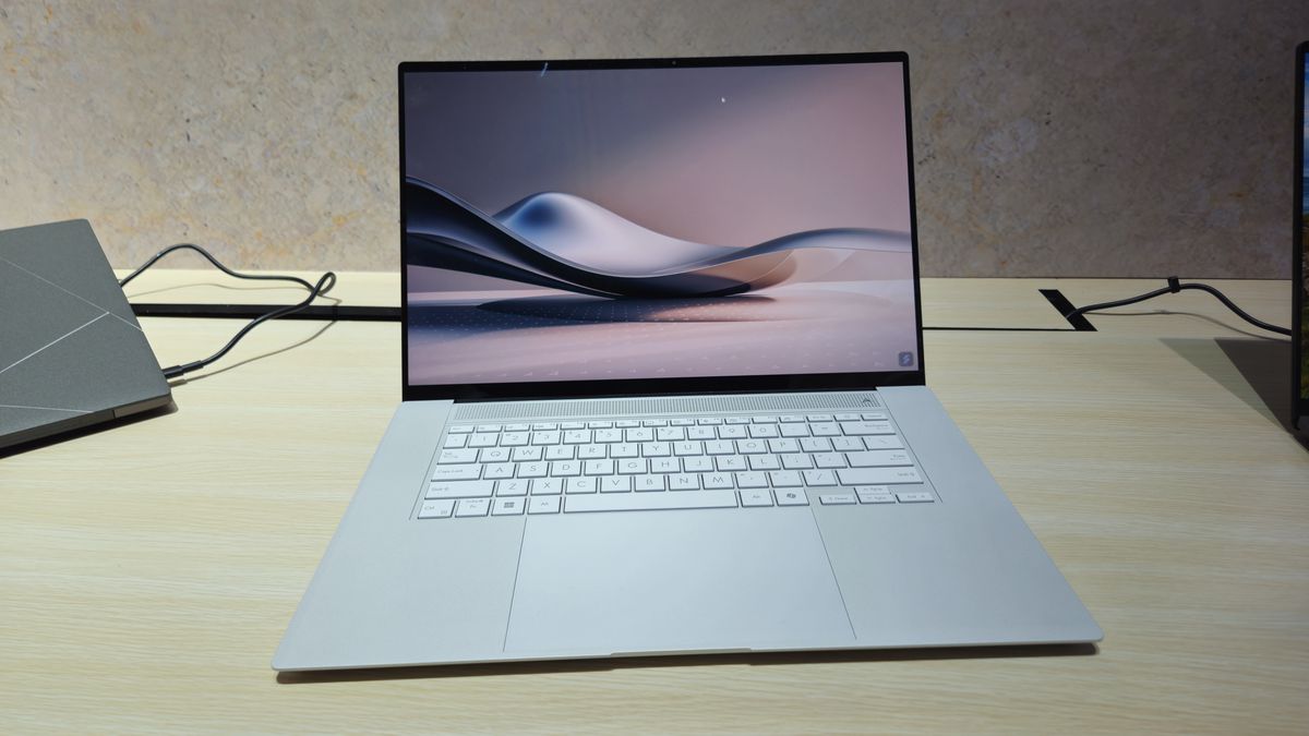 Novos IA PCs AMD Ryzen AI 300 Strix Point chegam no fim de julho ...