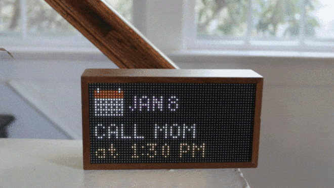 Tela inteligente mostra GIFs e informações com um visual retrô - Canaltech