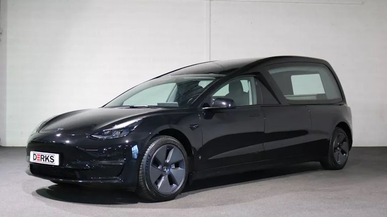 Depois do Porsche Panamera, Tesla e Mercedes de luxo viram “Rabecão ...