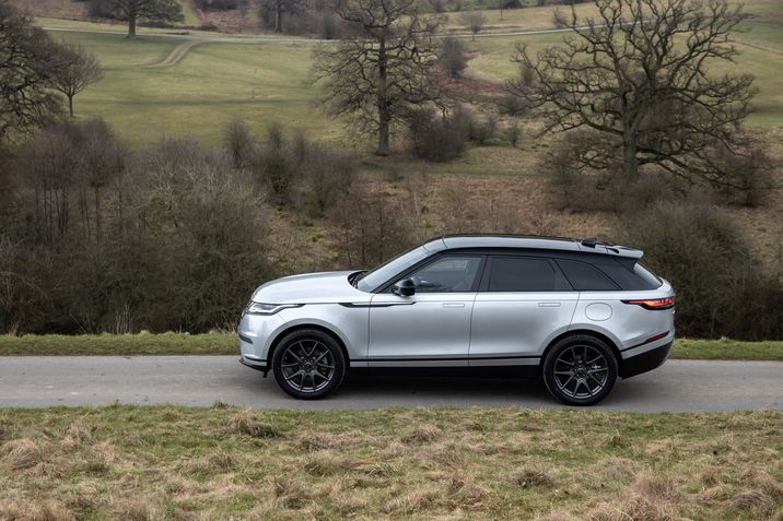 Range Rover Velar 2023 ganha versões híbridas plug-in no Brasil - Canaltech