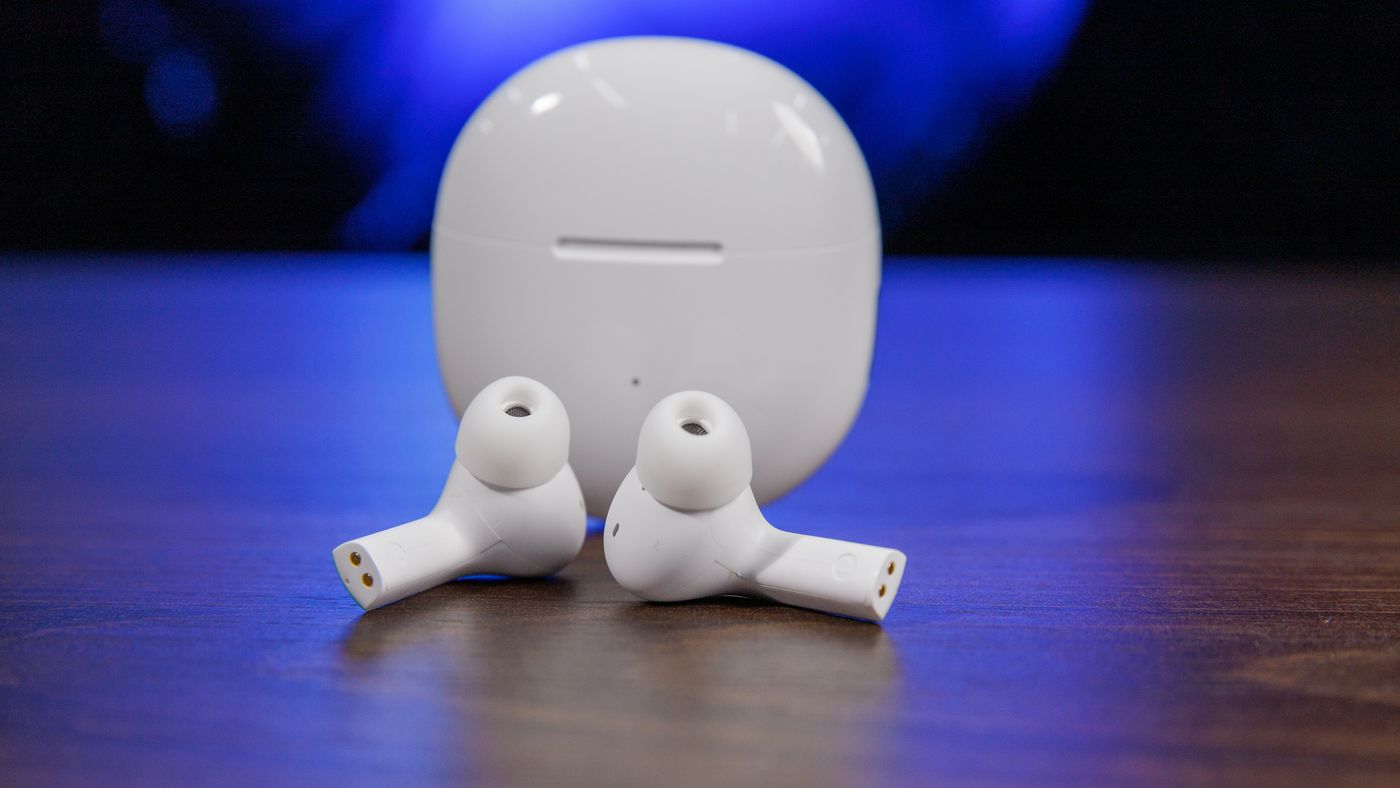 Review QCY T18 | Fone de ouvido simples, mas bom e barato - Canaltech