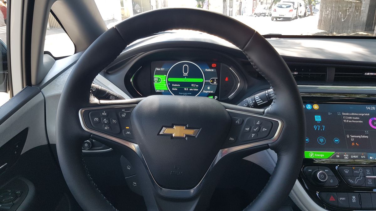 General Motors apresenta novo sistema operacional para carros baseado ...