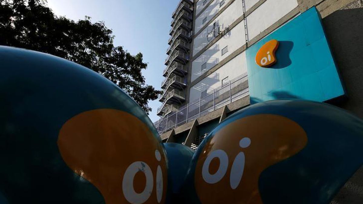 Oi fecha 2º trimestre com prejuízo de R$ 1,2 bilhão; 70,4% a menos que ...