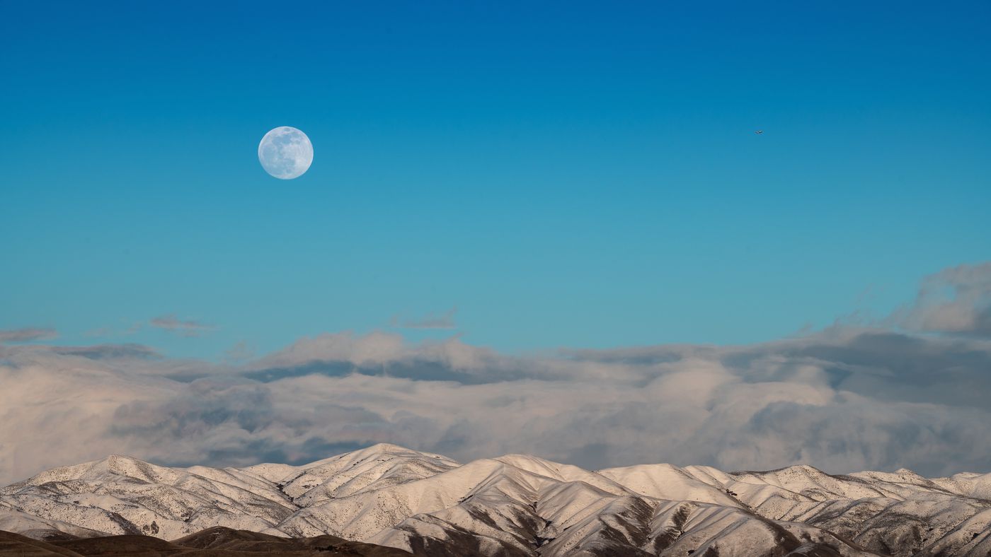 Por que a Lua também aparece de dia no céu? - Canaltech