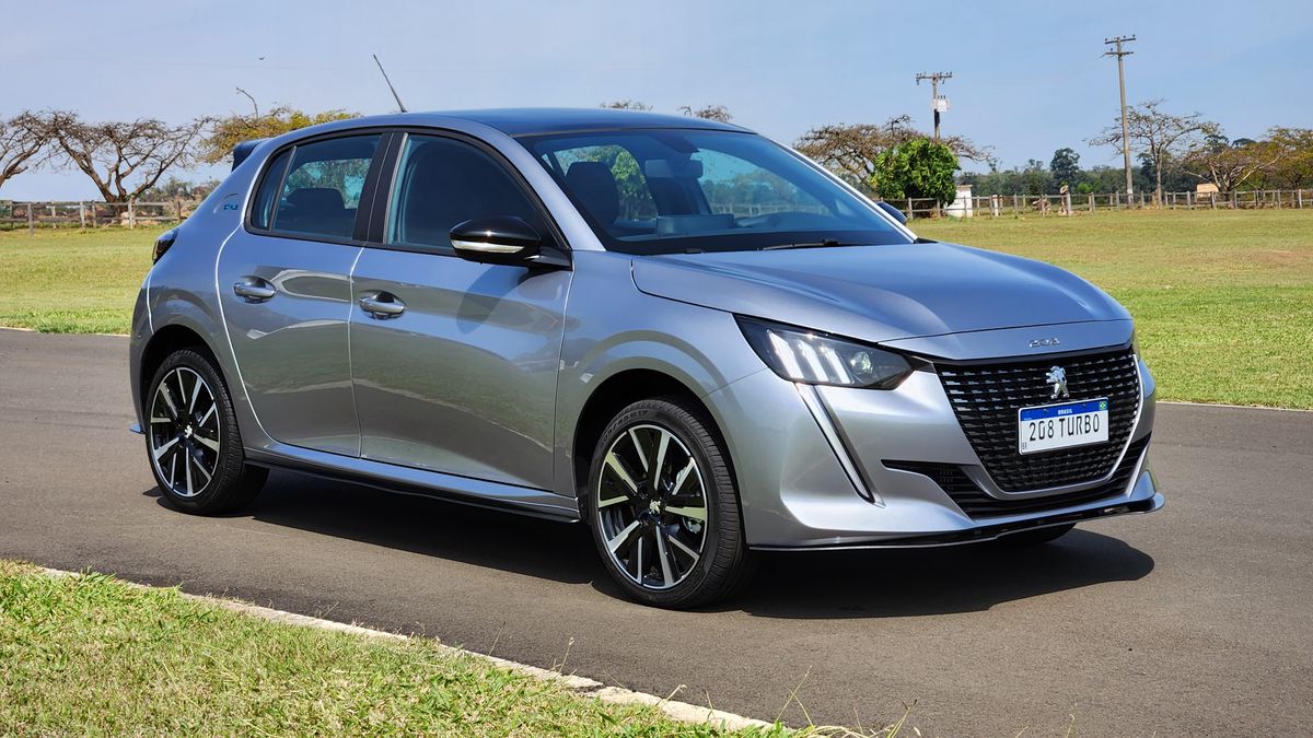 Preview Peugeot 208 Turbo | Potencial para ser o melhor hatch compacto ...