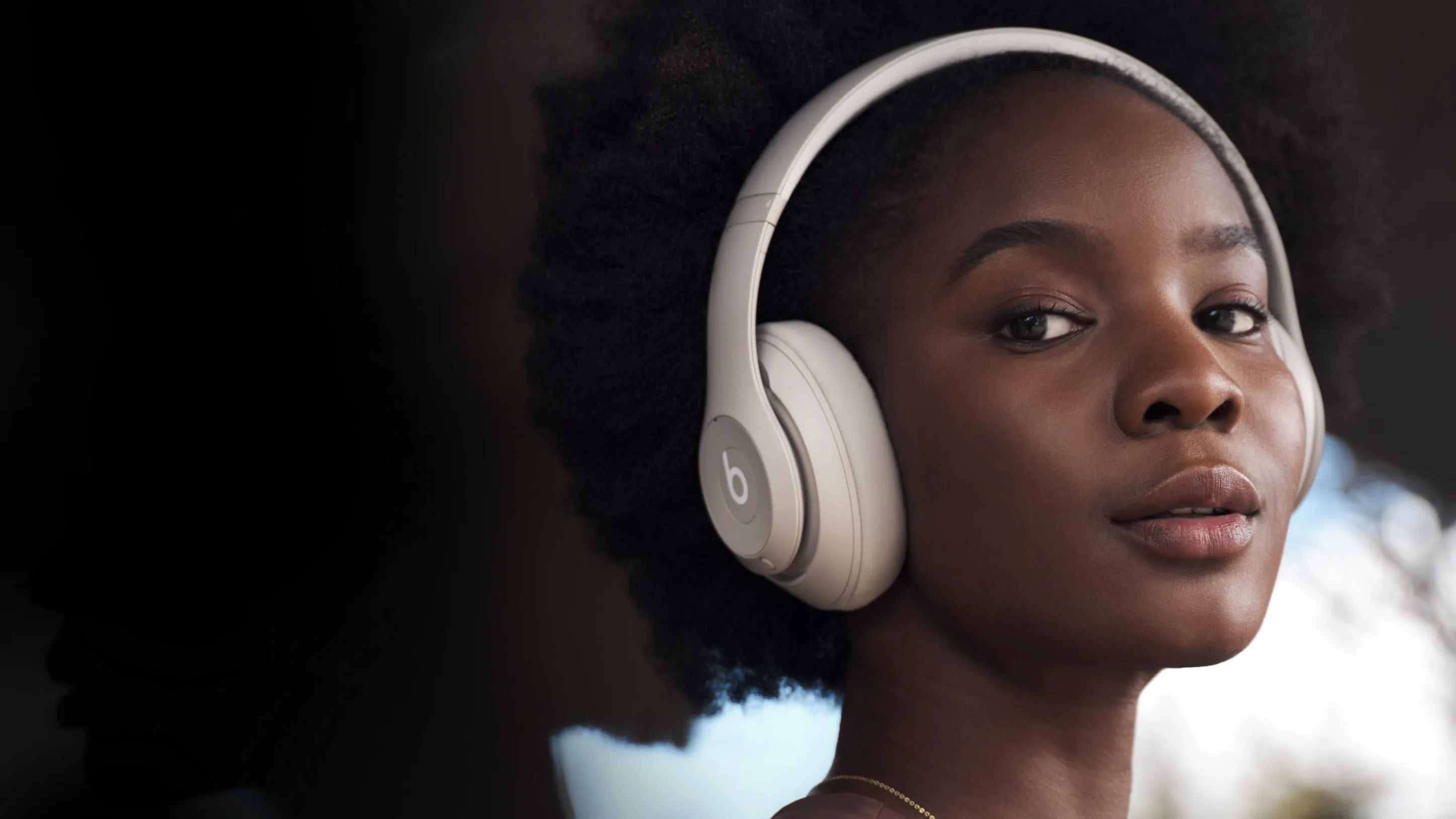 Beats Studio Pro chega com Áudio Espacial e vendas no Brasil - Canaltech