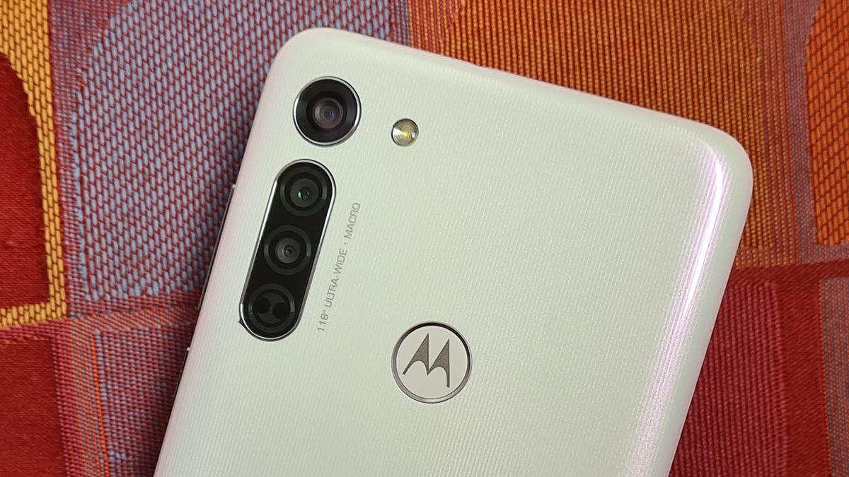 Família Moto G deve ter modelo com 5G e câmera frontal dupla - Canaltech
