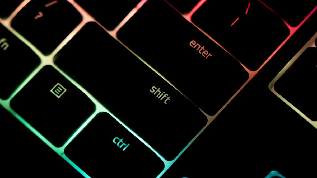 Para que serve a tecla Shift do teclado? Nós explicamos - Canaltech