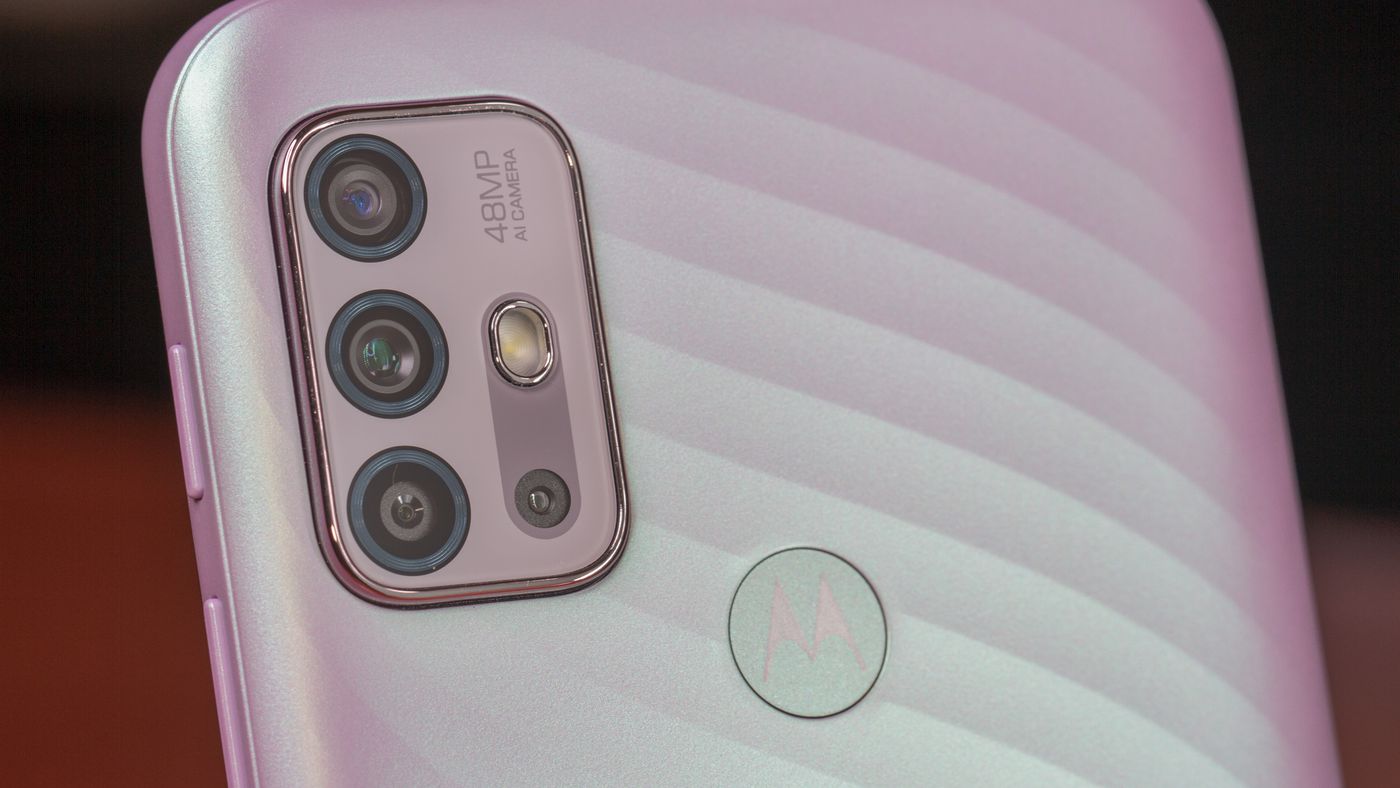 Moto G12 deve furar a fila como próximo básico da marca - Canaltech
