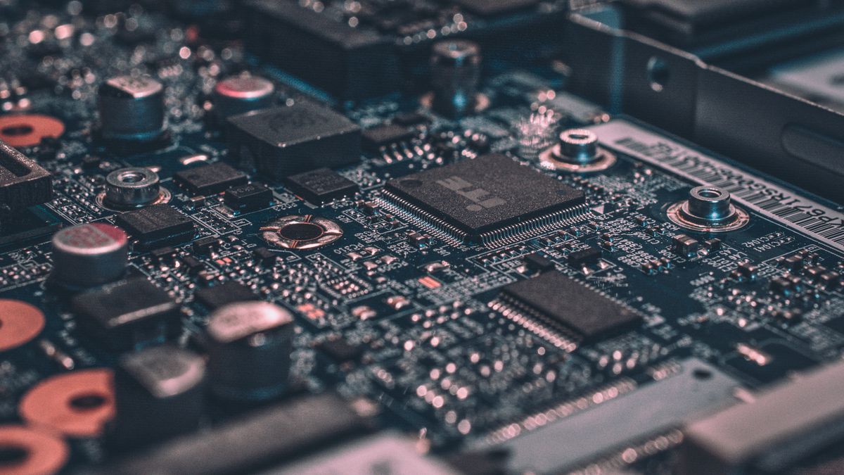 CPU-Z | O que é, como baixar, instalar e usar - Canaltech CPU-Z | O que é, como baixar, instalar e usar - Canaltech