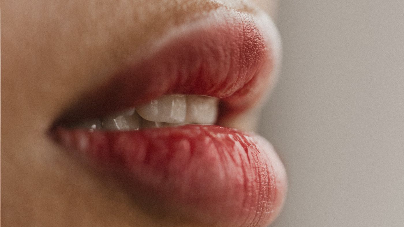 Por que a boca do ser humano é vermelha? - Canaltech