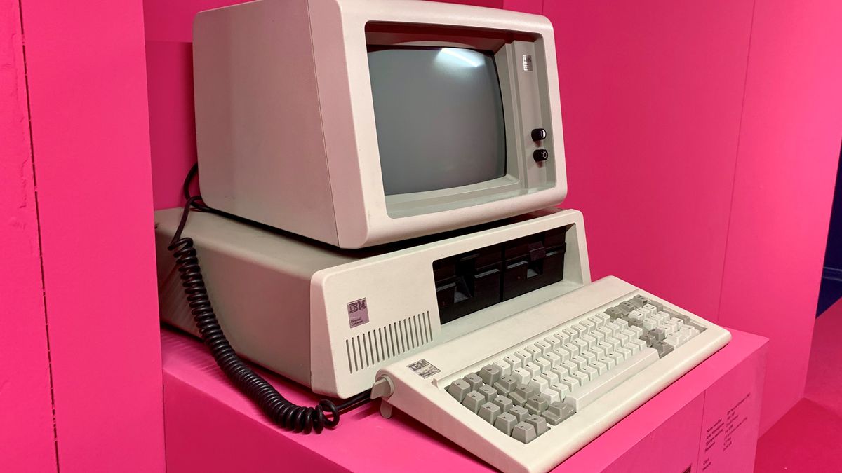 Relíquia da tecnologia, DOS 1.0 tem seu código-fonte liberado pela ...