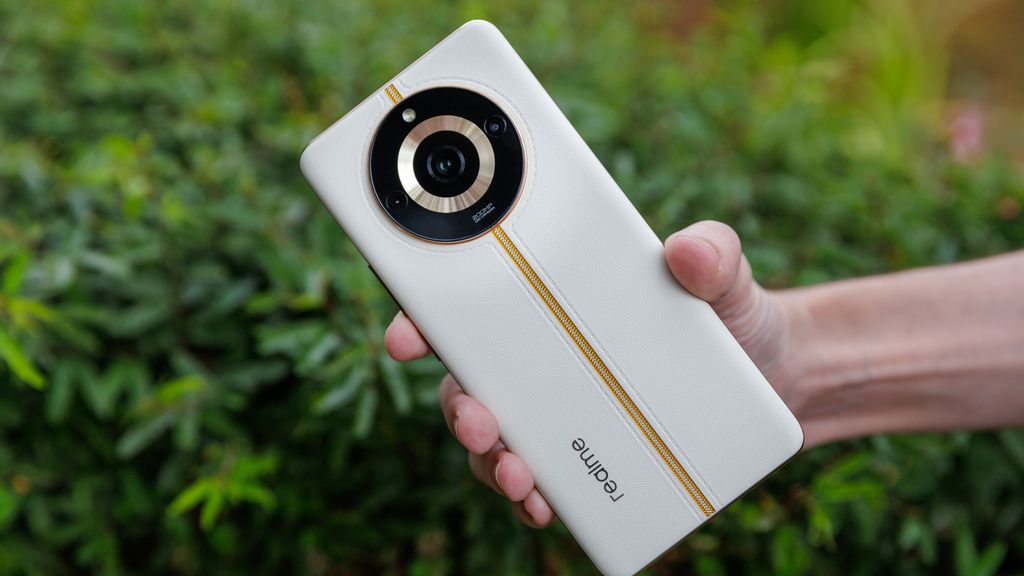 Realme 12 Pro surge em renderizações mostrando novo módulo de câmera ...