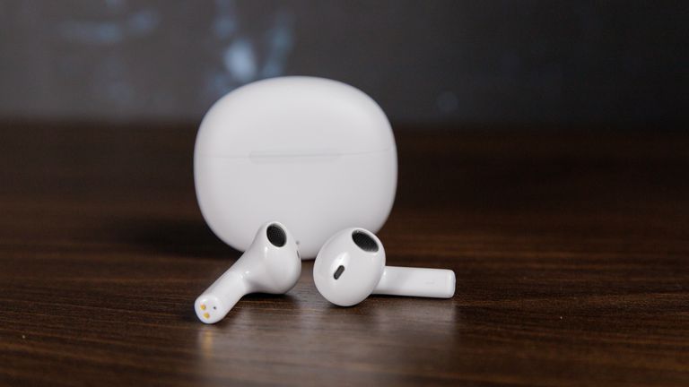 Review QCY T20 AilyPods | Conforto e autonomia em um fone TWS - Canaltech