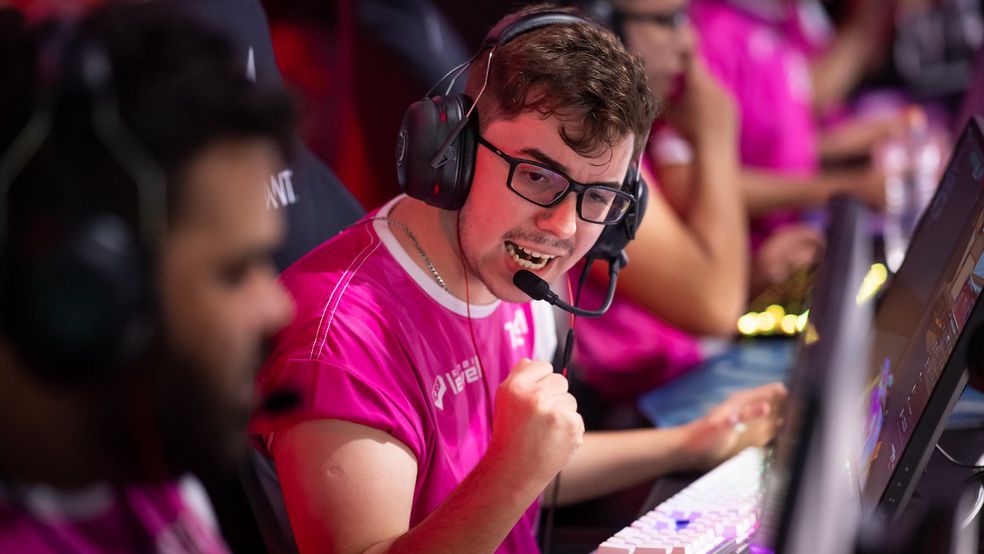 VALORANT | Vivo Keyd garante o empréstimo de "mwzera" para Champions ...