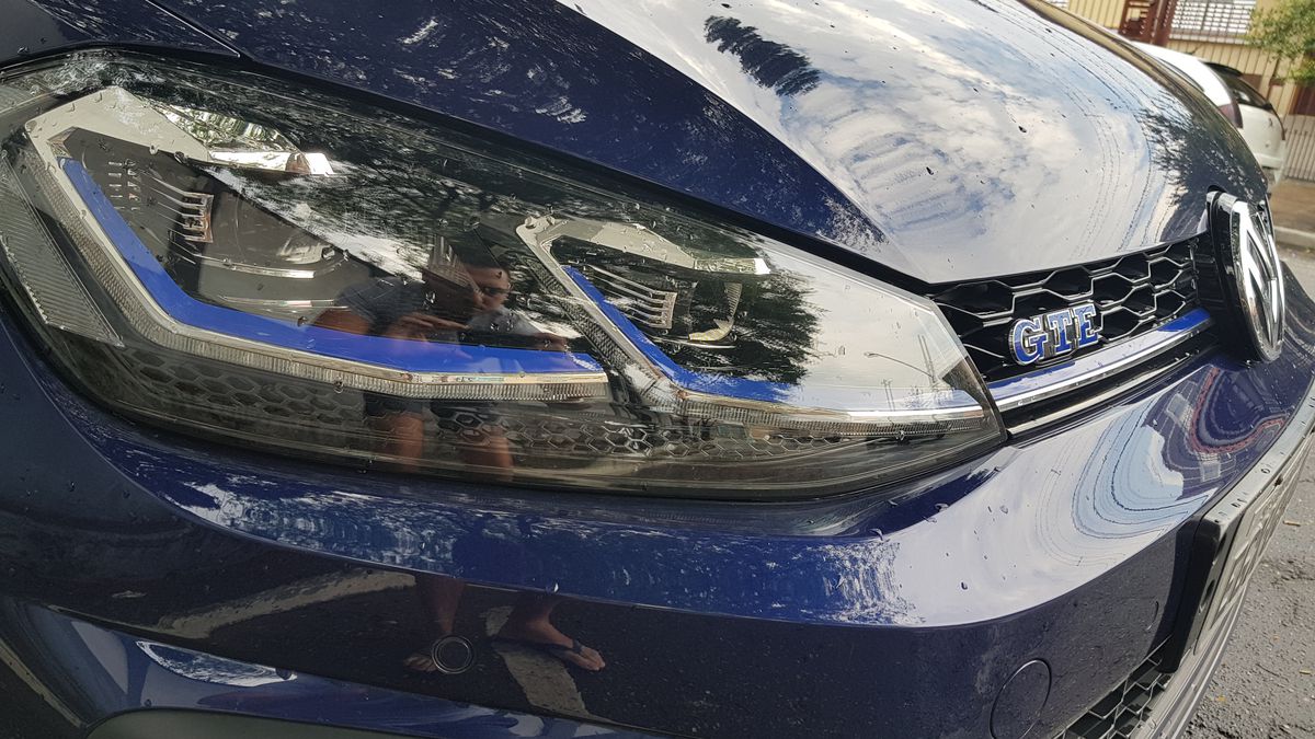 Volkswagen solta teaser enigmático sobre nova versão "NFT" do Golf ...