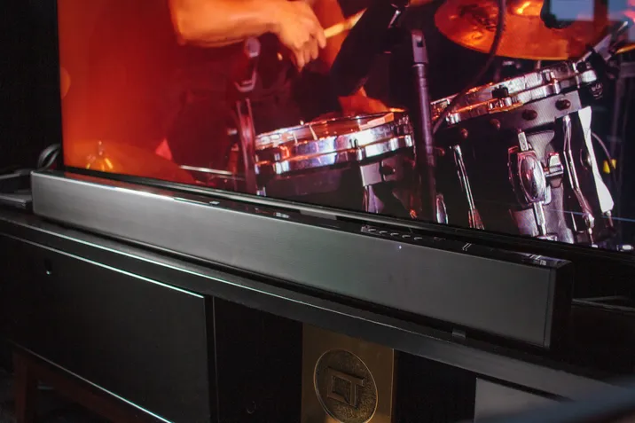 Review JBL Cinema SB110 | Uma soundbar com subwoofer embutido - Canaltech