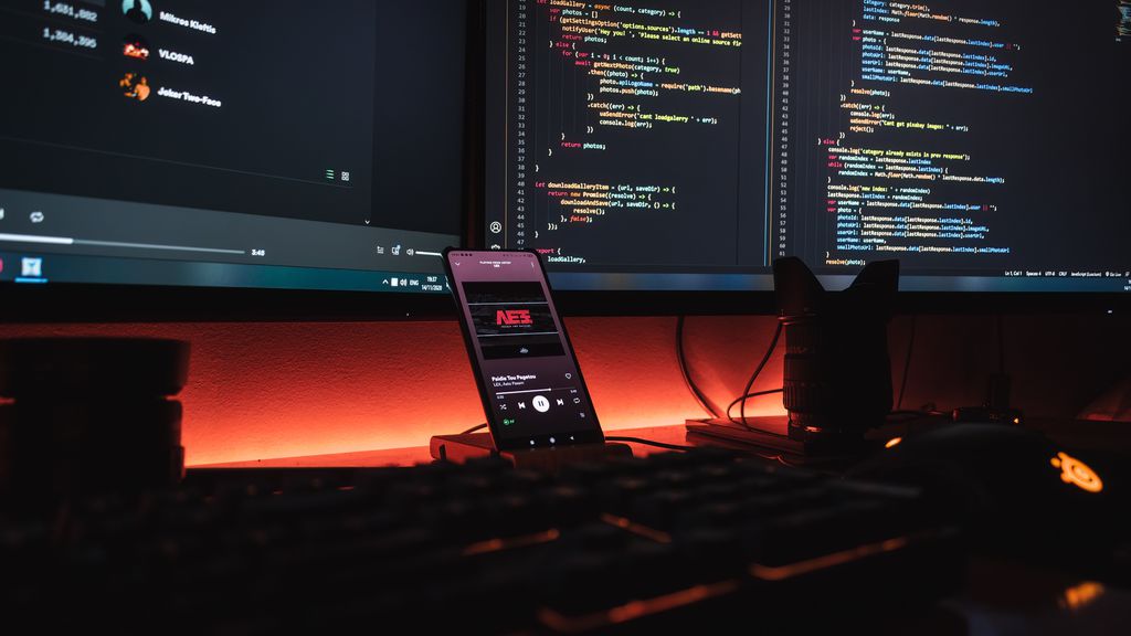 Google Colab ganha IA para gerar códigos e rivalizar com o Copilot do ...