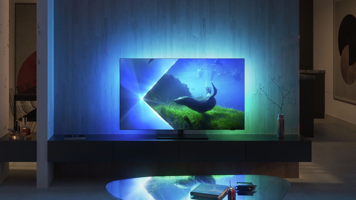 Philips anuncia Smart TVs com Ambilight, Google TV e opções OLED, Mini ...