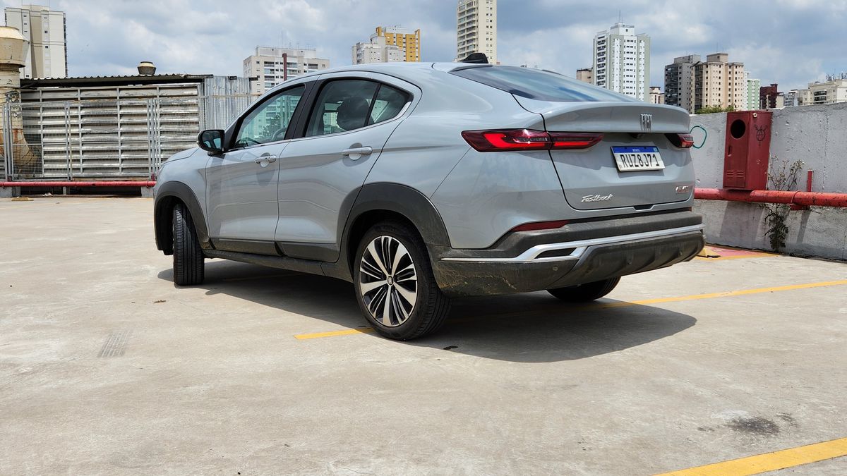 5 motivos para NÃO comprar o Fiat Fastback Audace - Canaltech