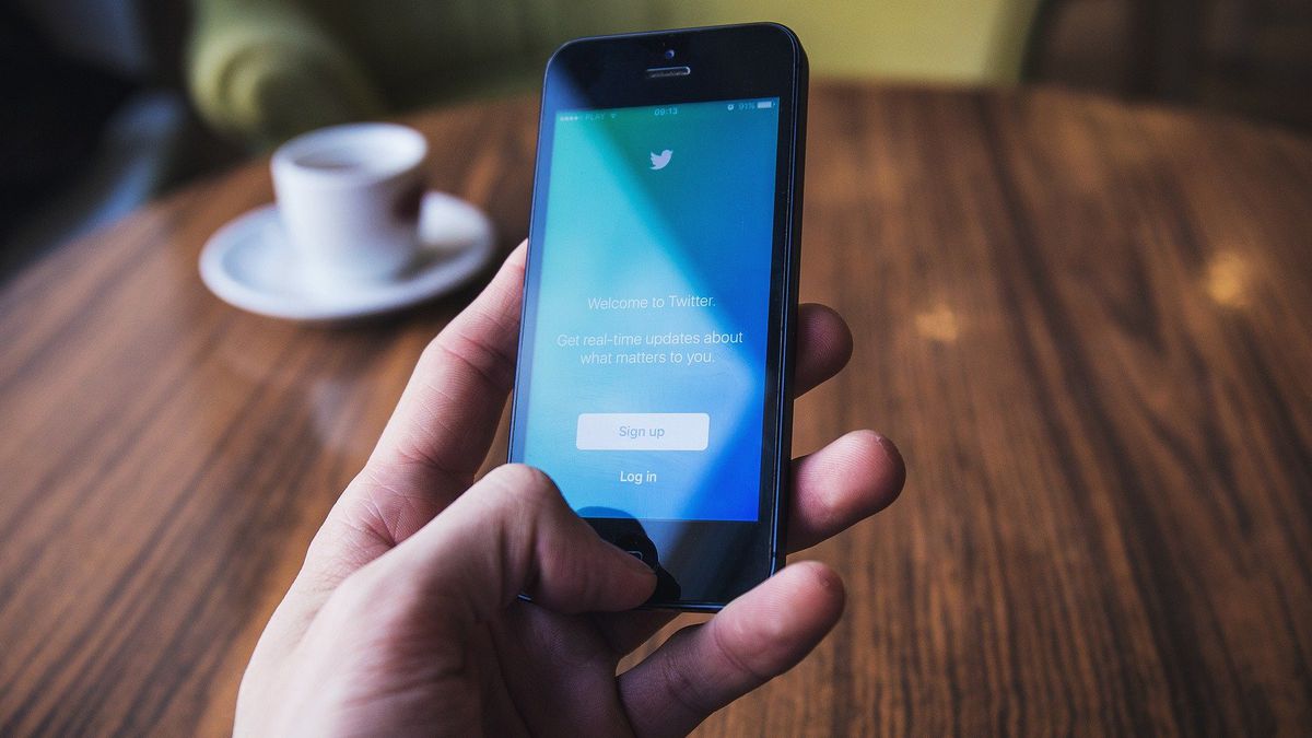 Como ver o feed do Twitter em ordem cronológica - Canaltech