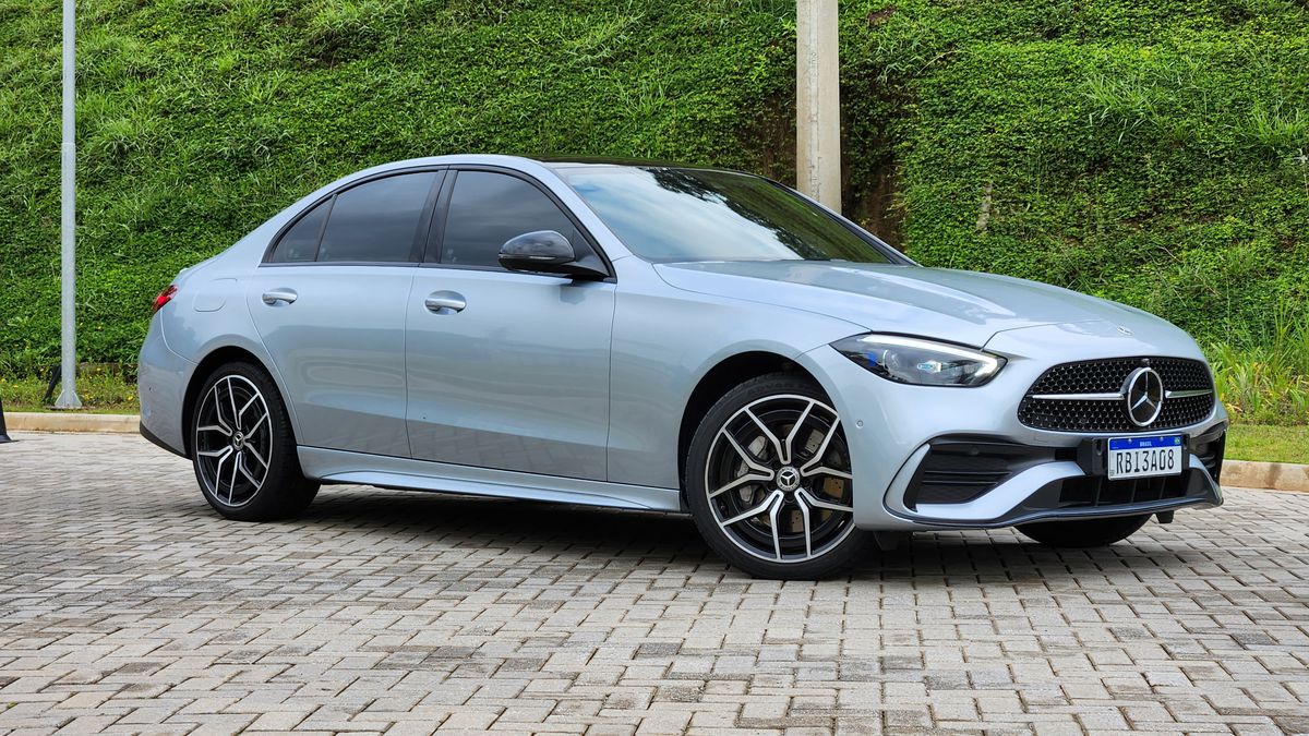 Review Mercedes-Benz C300 | Terno, gravata, tecnologia e diversão ...
