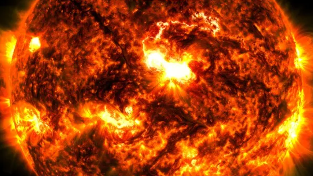Tempestade solar intensa pode danificar placas fotovoltaicas e gerar ...