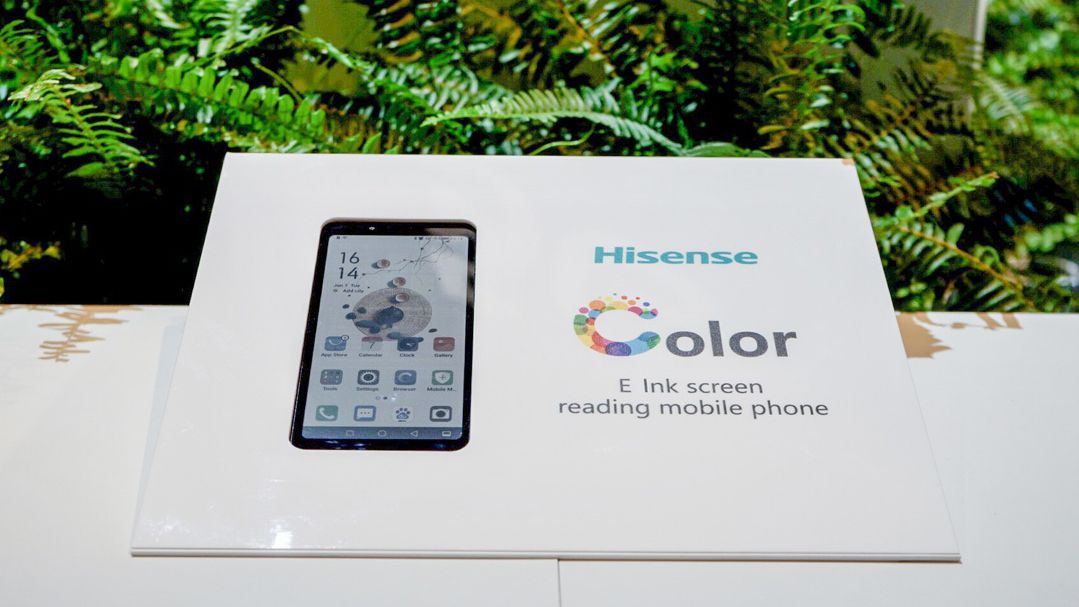Primeiro celular com tela e-ink colorida será lançado ainda neste mês