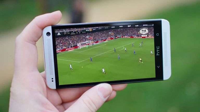 Celular com TV: conheça os principais modelos no Brasil - Canaltech