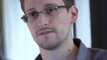 NFT do rosto de Edward Snowden é vendido por US$ 5,5 milhões - Canaltech