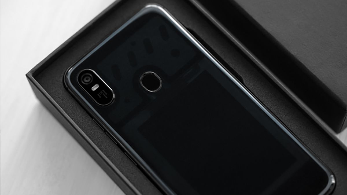 Na tendência minimalista, Blloc Zero 18 é um smartphone do tipo "menos ...