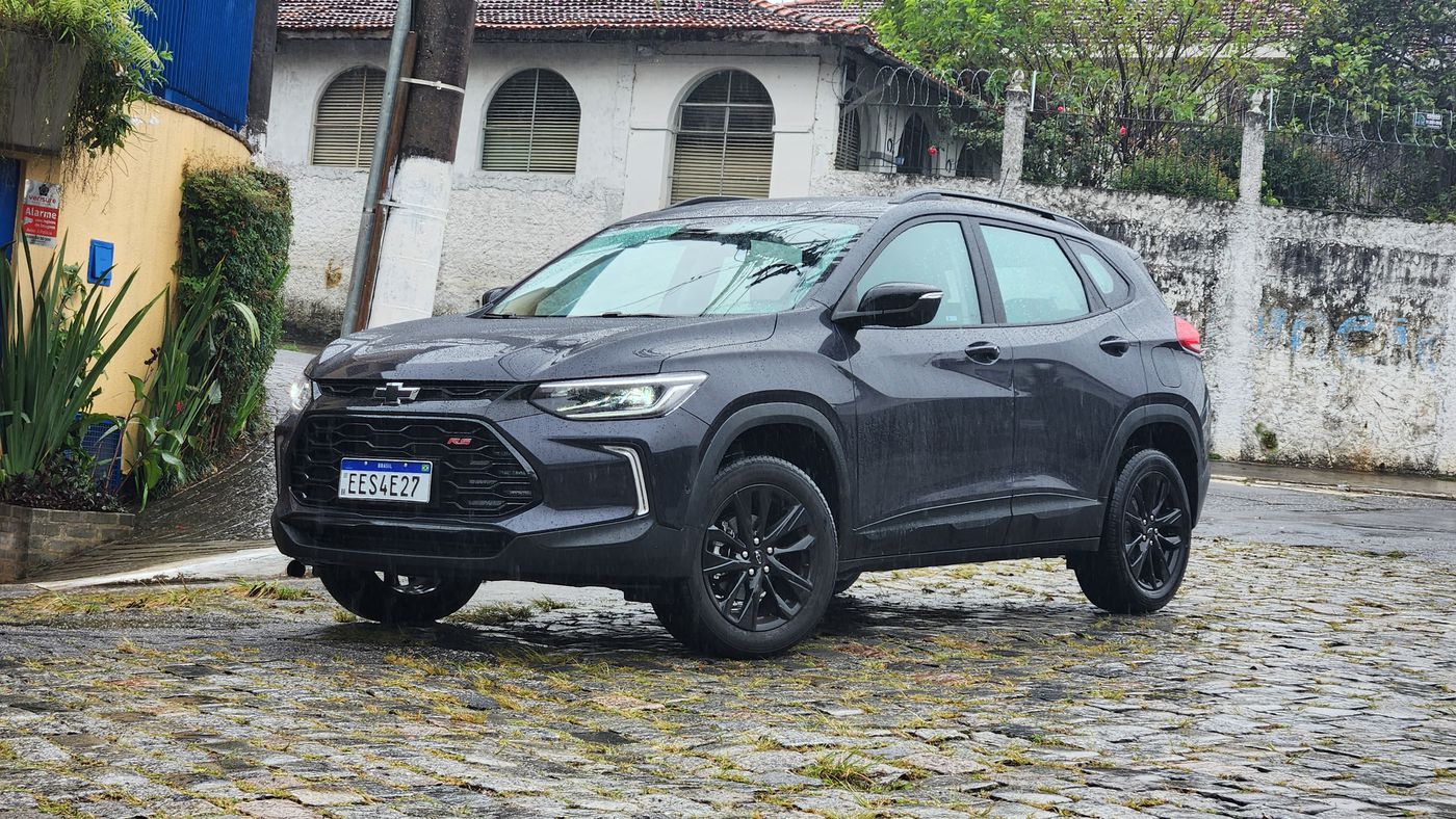 Review Chevrolet Tracker RS | Versão mais legal da linha, porém menos ...