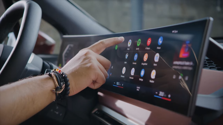 Android Automotive 12 tem novo visual, alertas melhorados e navegação ...